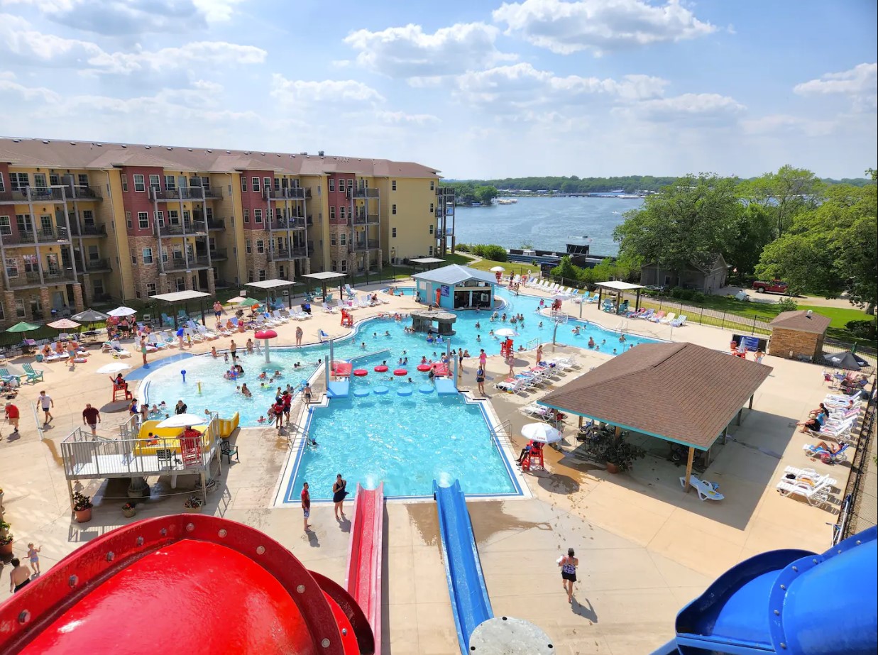 Okoboji Oasis | High-end vacation rental at Lake Okoboji
